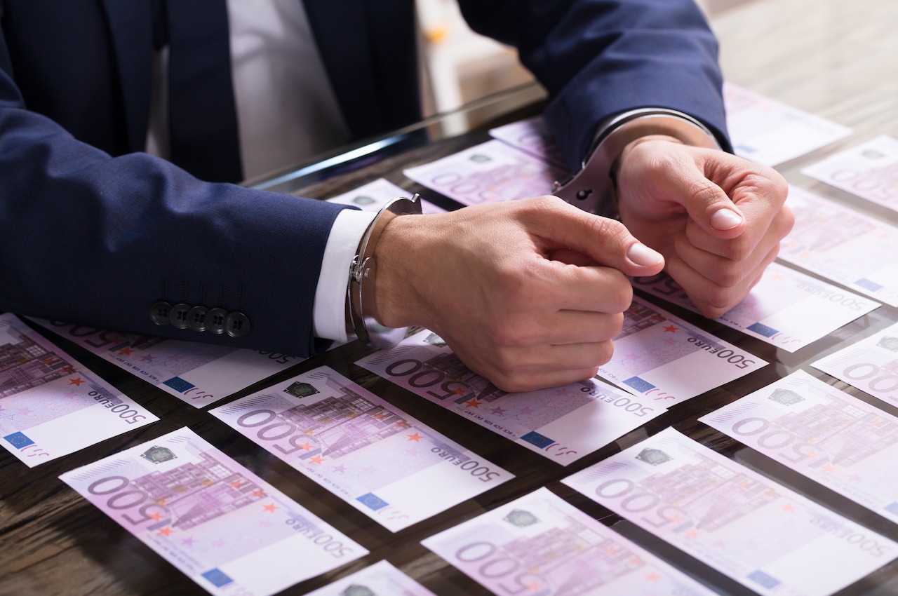 Signature d’un nouveau protocole de coopération entre TRACFIN et l’AMF ...